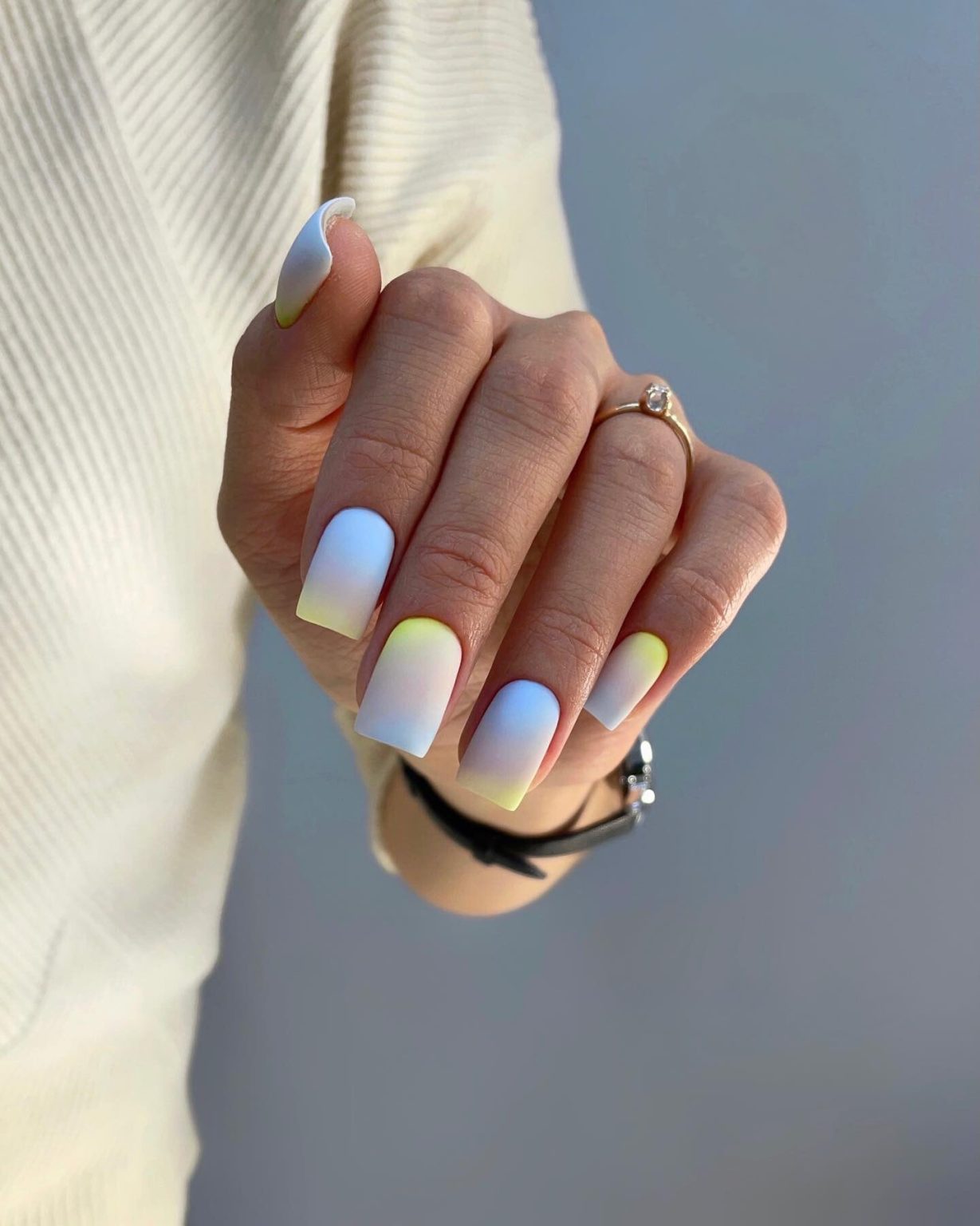 33 Summer Blue Nails Ideas: Spanning the waves of the Blue Ocean