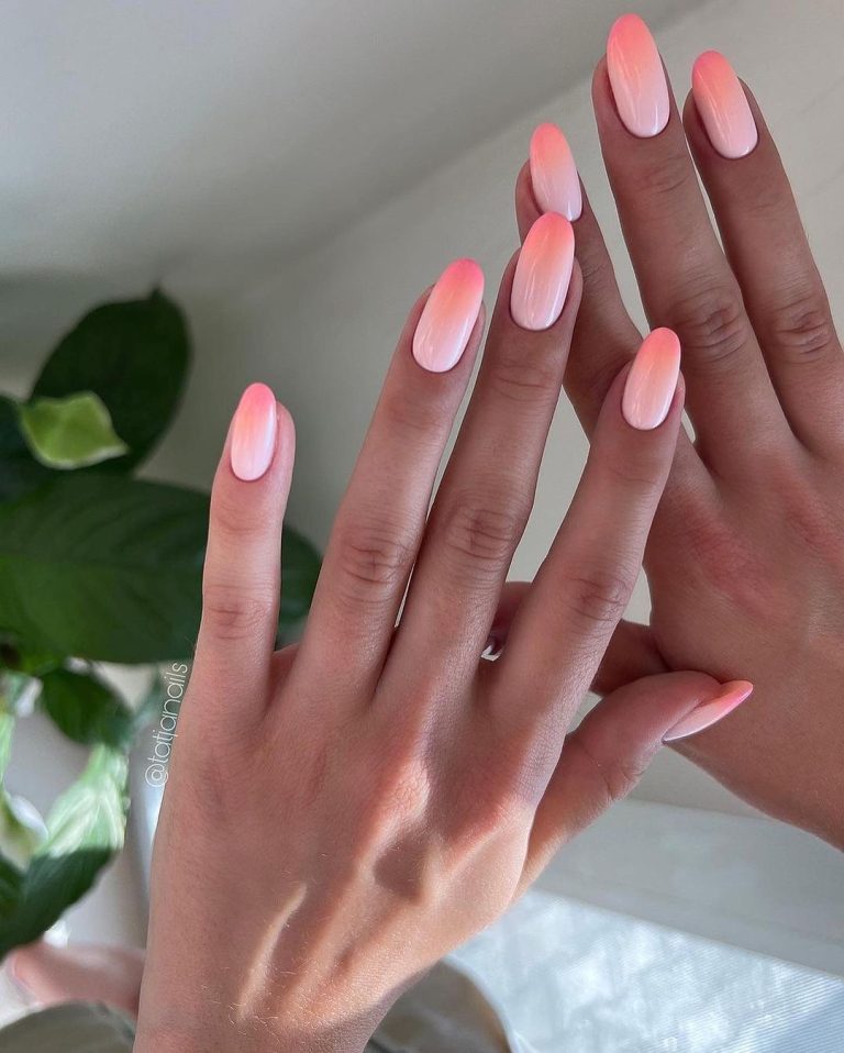 May Nails Colors Guide: 44 Bold and Beautiful Ideas