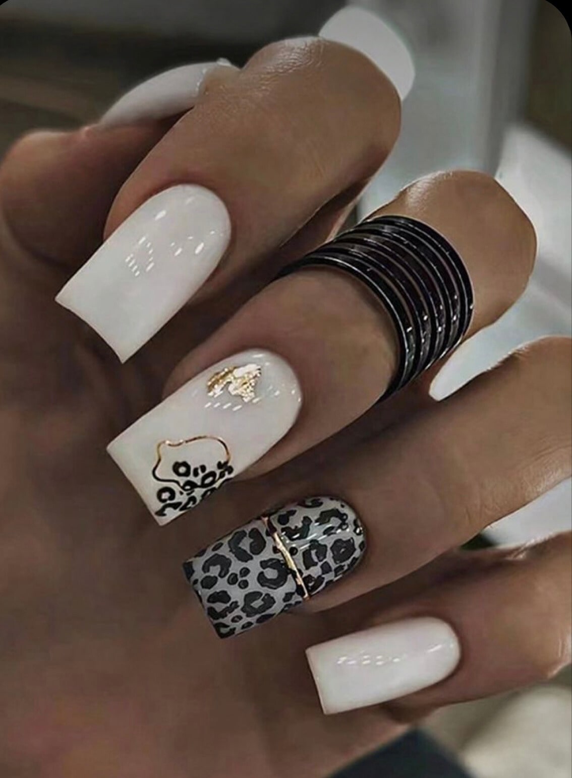 44 Captivating White Nail Designs to Elevate Your Manicure Game