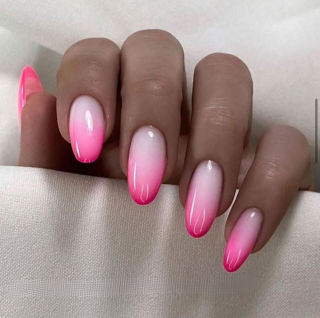 43 Captivating Almond Nail Designs to Brighten Your Season: Summer Radiance