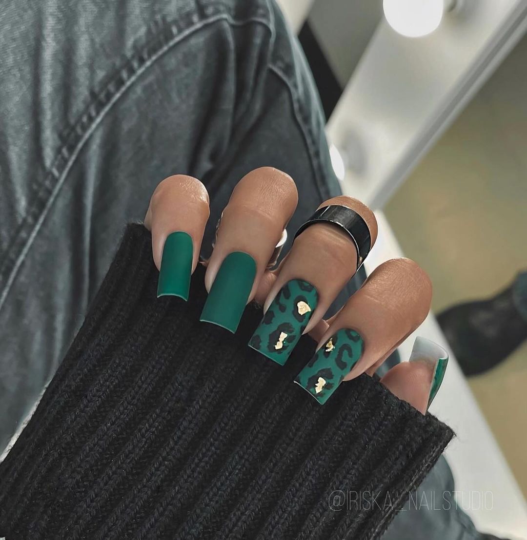 May Nails Colors Guide: 44 Bold and Beautiful Ideas