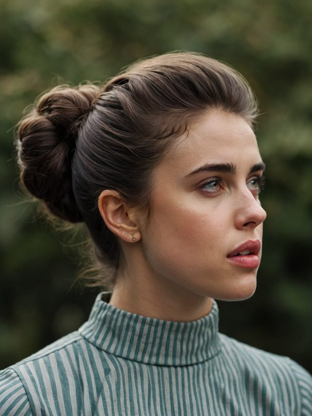 35 Sleek Chic Bun Hairstyles: A Visual Journey