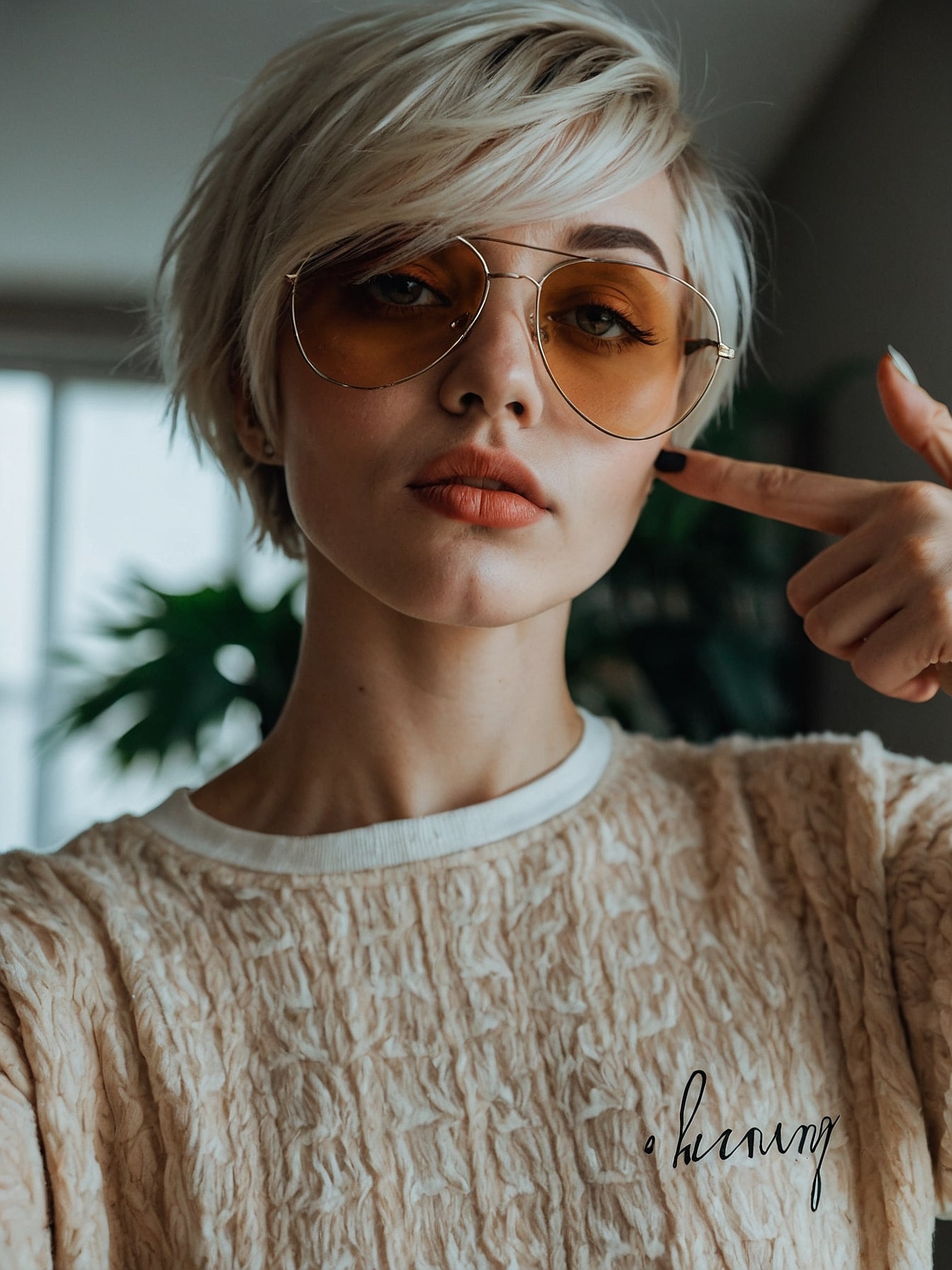 41 Inspiring Short Haircut Ideas for Women with Glasses